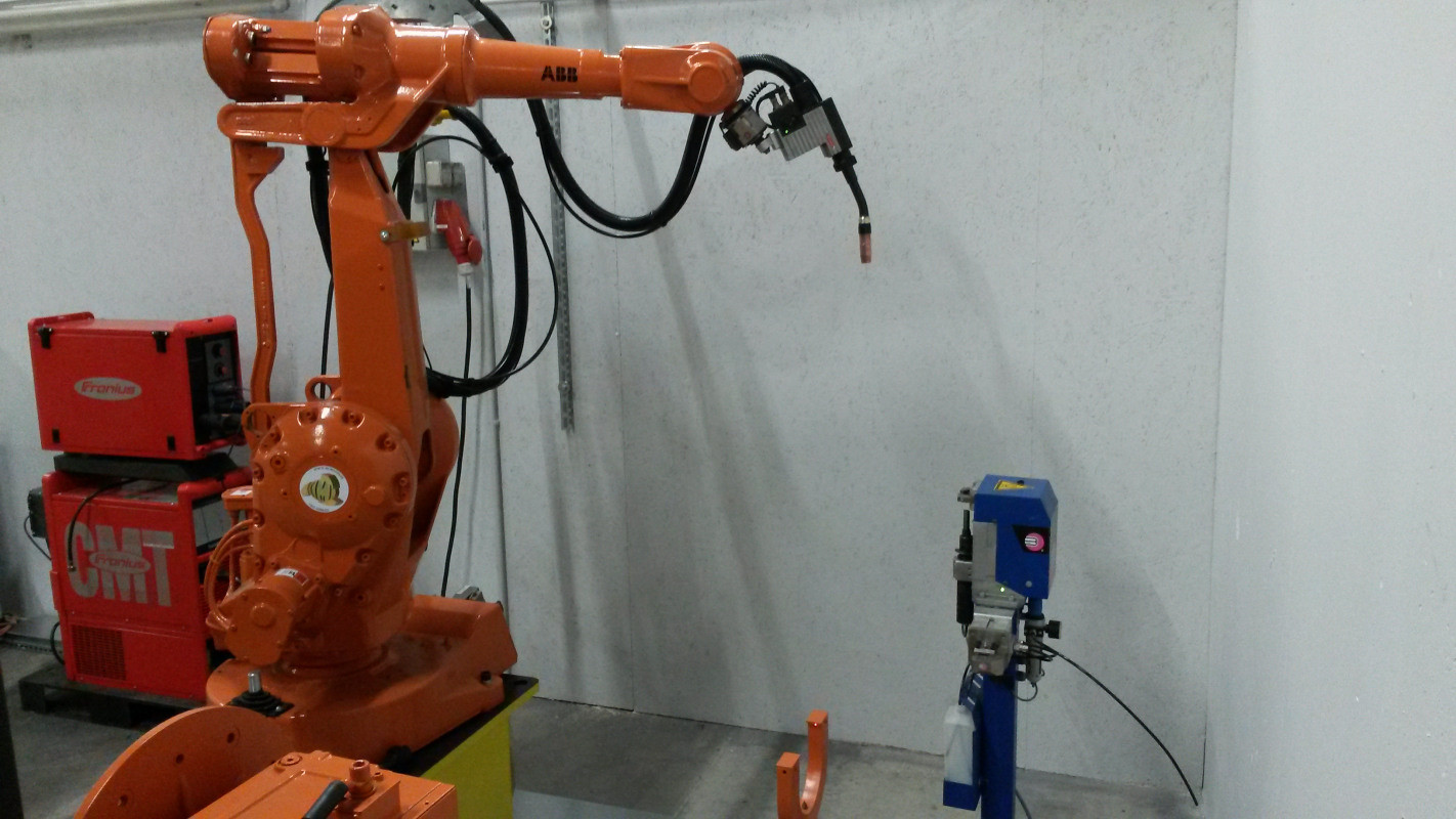 Robot de soldadura industrial del brazo IRB 2400-10/1.55 robóticos 6 ...